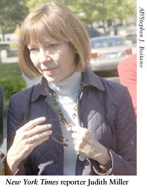 Judge holds Times reporter in contempt in CIA case - Committee to ...