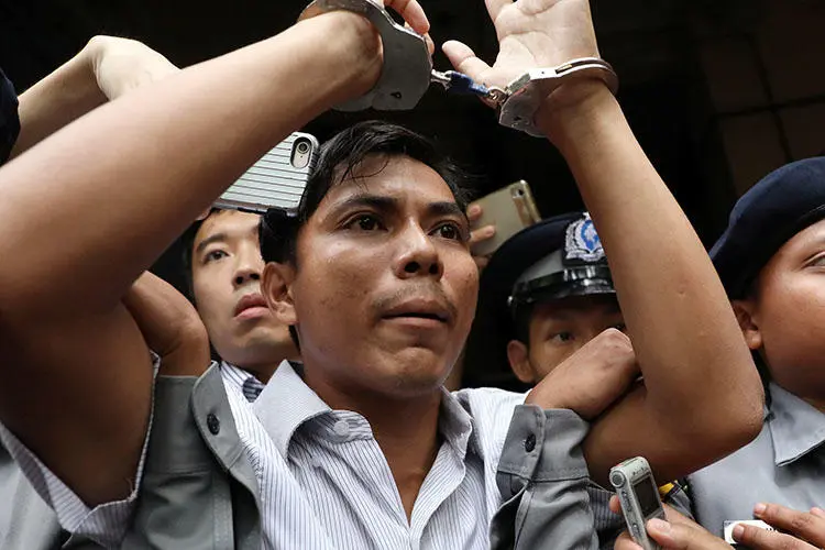 Hundreds of journalists jailed globally becomes the new normal ...