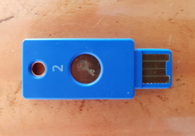 Digital Safety: Using security keys to secure accounts against phishing ...