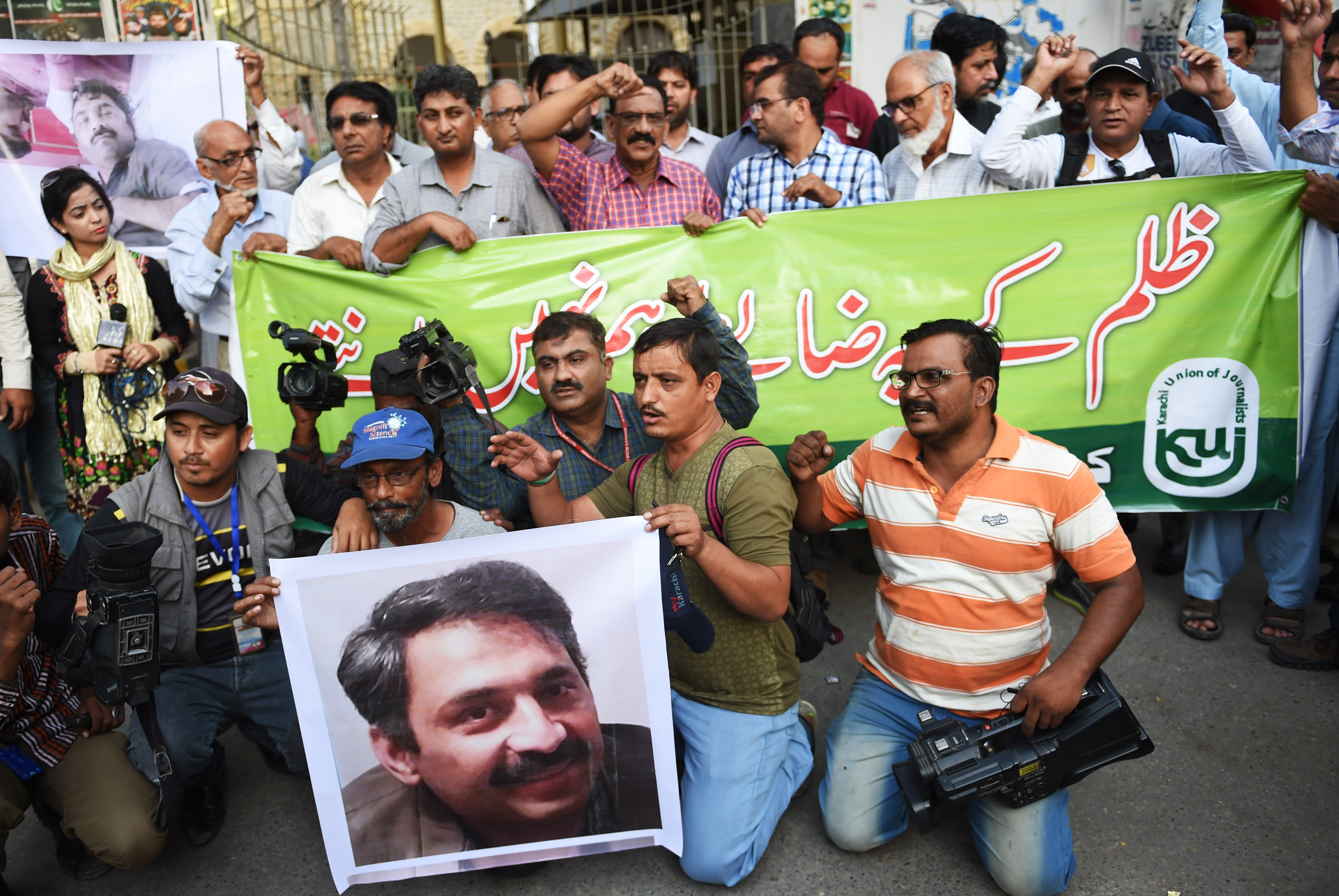 Pakistani journalists receive death threats after reporting called ...