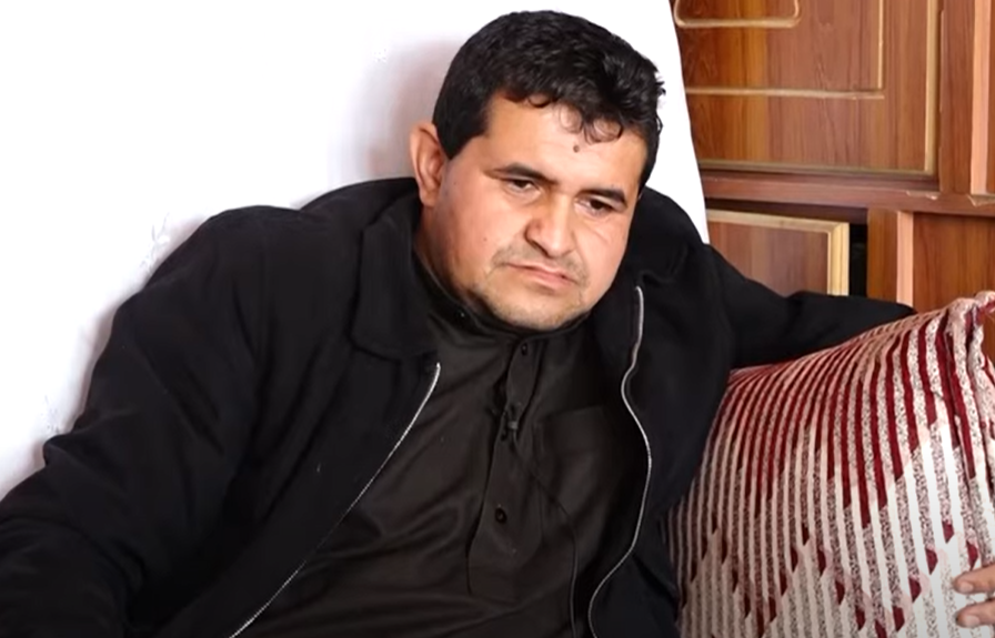 Taliban official and bodyguards beat, detain journalist Sayed Rashed Kashefi - Committee to ...