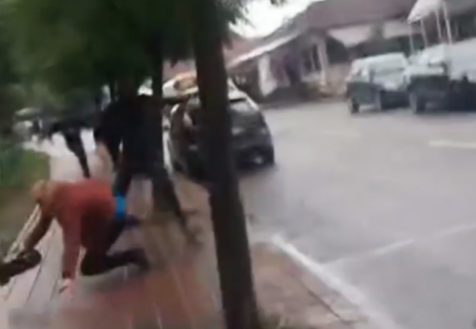 Protesters throw stones at 5 TV crews covering protests in northern ...