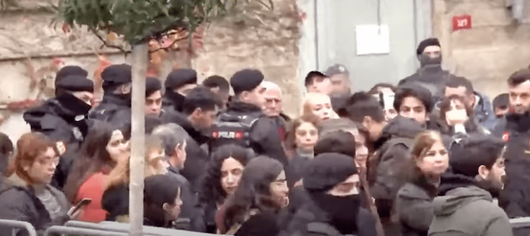 Turkey jails 7 journalists and media workers, places 1 under house ...